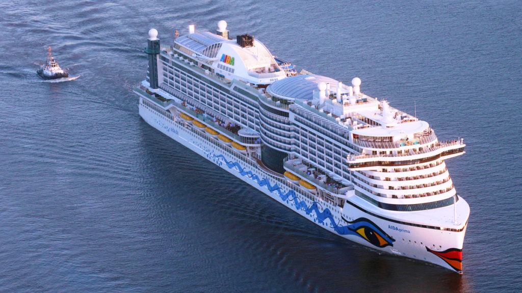 Taking a Bow: The New Faces of the Next Generation of Cruise Ships ...