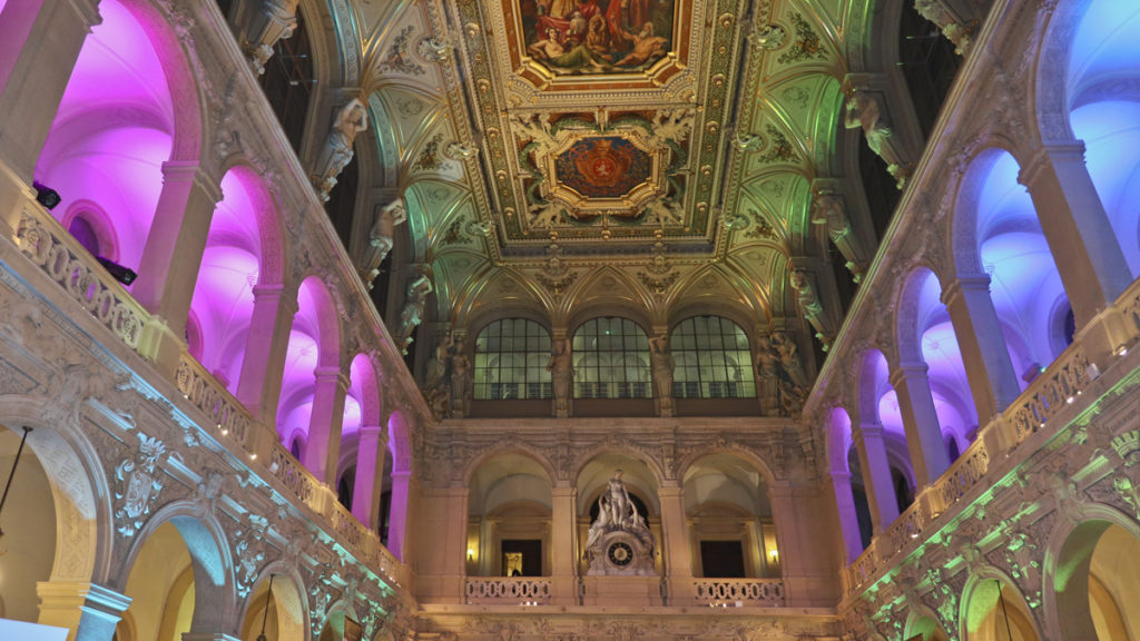 Lyon Paints the Night with Light to Celebrate its Past and Bright ...