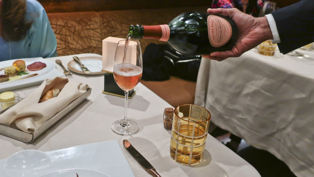 8 Luxurious Dining Options Make Every Meal Special on Silver Muse | The ...